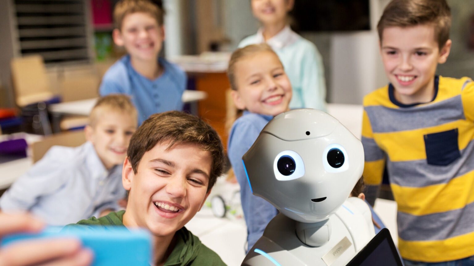 ROBOTS: UNA NUEVA HERRAMIENTA PARA FOMENTAR LA LECTURA - Grupo Animando ...